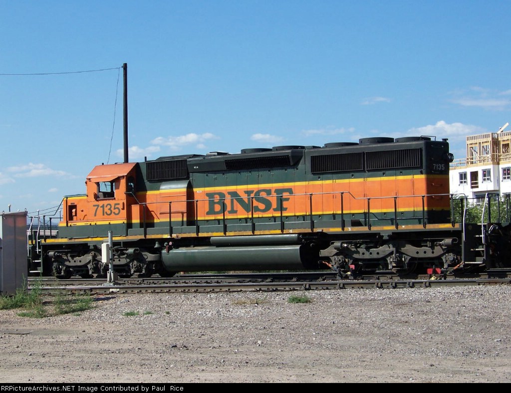 BNSF 7135